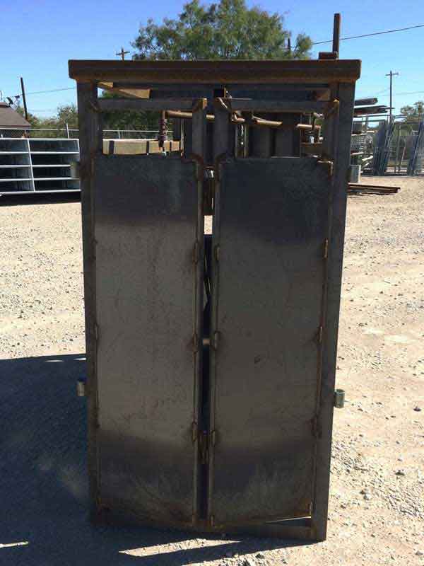 Red River Arenas Roping Chutes | Cattle Chutes